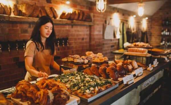 Artisan Bakery & Barista Coffee Shop At Hampton Manor